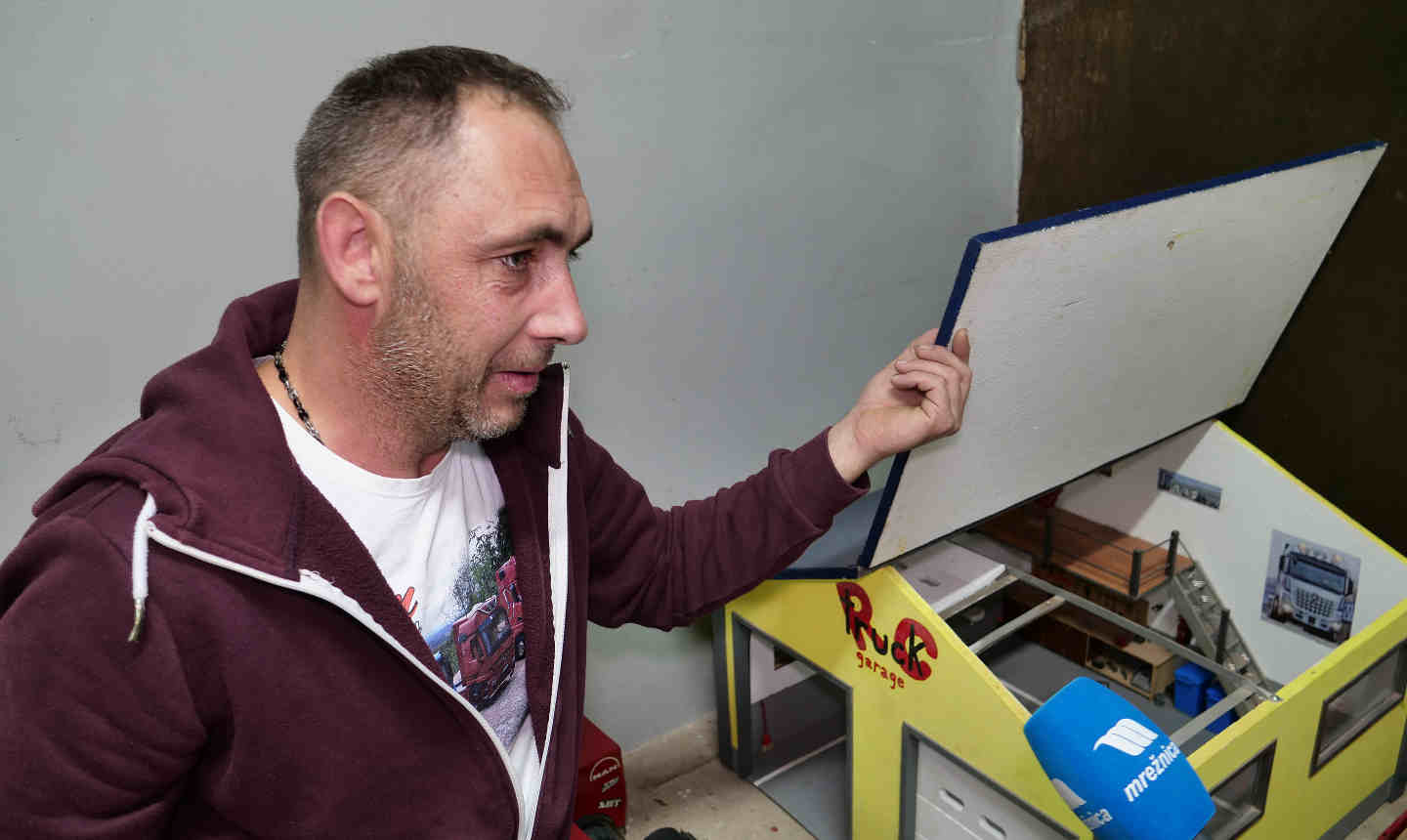 Mario Mržljak majstor je maketarstva: Njegovi rukom rađeni kamioni ...