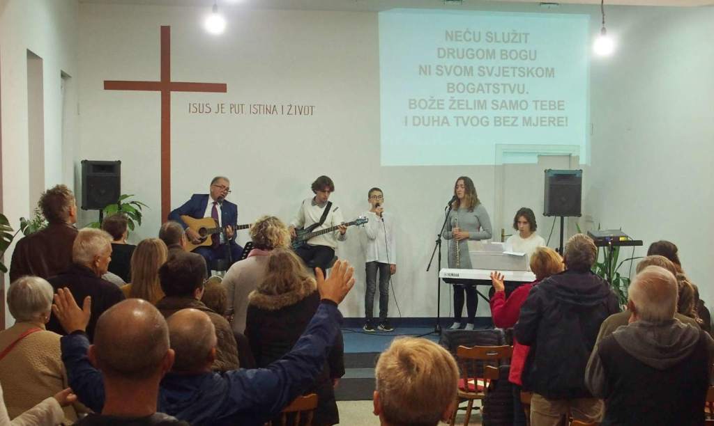 Baptisti u Dugoj Resi održali Dan otvorenih vrata – Radio Mrežnica