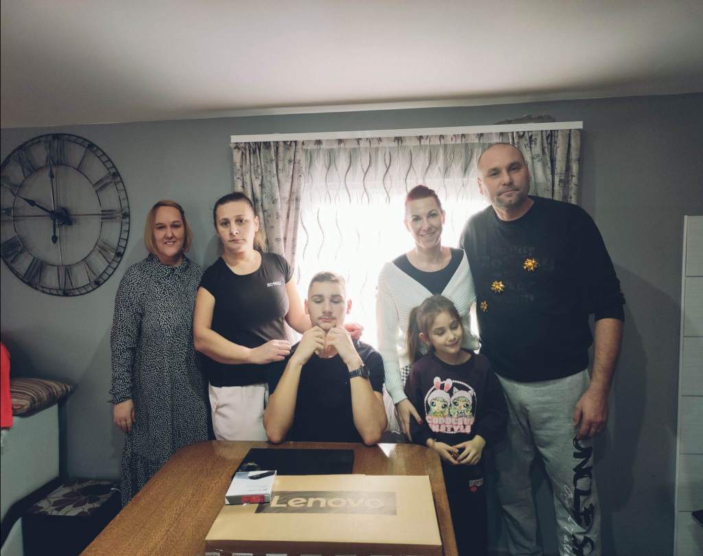 Udomiteljska obitelj Ružnić pravi je primjer: Uz svojih četvero djece ...