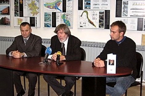Hitrec: Milanović je Boško Buha, a Sanader slijedi Trumbićevu politiku ...